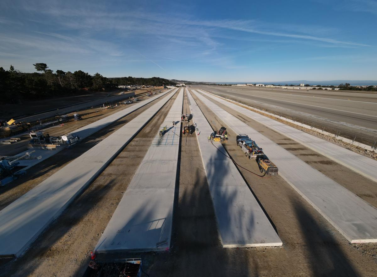 Construction of Commercial Apron - Monterey Regional Airport